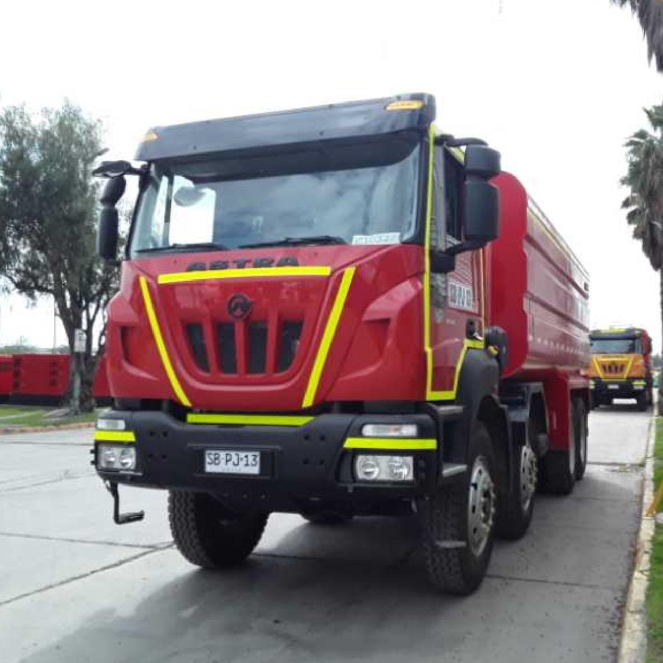 Camión aljibe 30.000 LTS marca ASTRA | SK Rental Chile